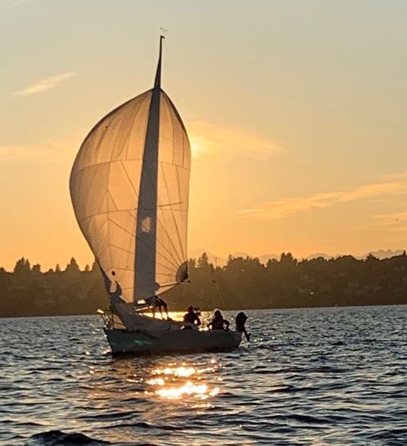 Neptune Sailing Club | Family Daysailing in the Pacific Nortwest